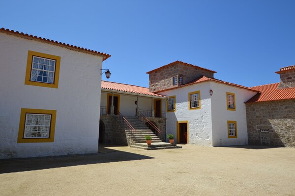 Casa Da Portela De Sampriz - Portugal