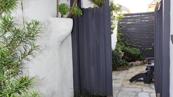 Quarto Básico, 1 cama queen-size, pátio, no rés do chão | Terraço/pátio interior