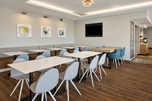 Pequeno-almoço continental diário incluído 