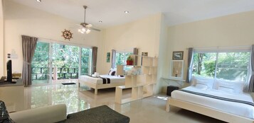 Peach Home | Cofre no quarto, secretária adequada para computadores portáteis