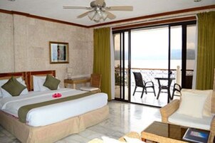 Quarto Duplo, 1 cama king-size, junto ao mar | Roupa de alta qualidade, minibar, cofre no quarto 