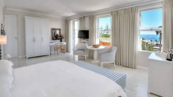 Suite Júnior (Ocean) | Lençóis italianos Frette, roupa de alta qualidade, minibar