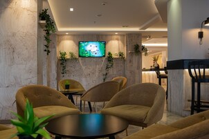 Televisor LED de 24 polegadas com canais via satélite, televisor 