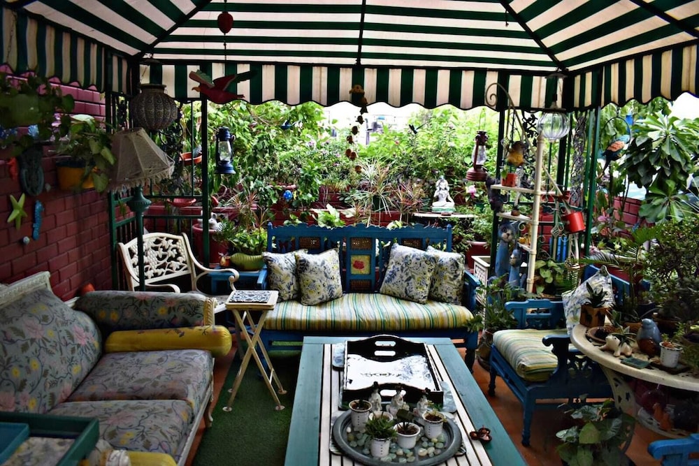 On The House - Bed And Breakfast - Delhi