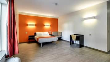 Ferro/tábua de engomar, Wi-fi grátis, roupa de cama fornecida