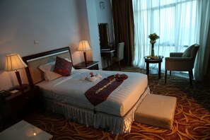 Quarto Individual Comfort, Vista para a cidade | Cofre no quarto, secretária, cortinas/cortinados opacos, Wi-fi grátis 