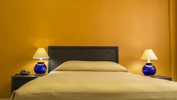 Quarto casal ou duplo standard, 1 quarto | Roupas de cama premium, cofres nos quartos, cortinas blackout