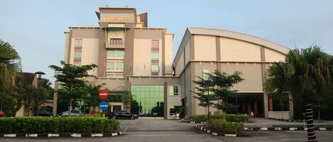 Fachada da propriedade