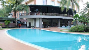 Piscina exterior