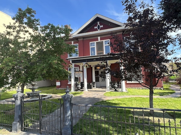 Hickory House Inn - Butte, MT