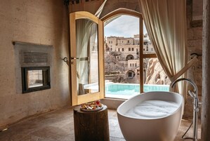 Pool Room with View | Spa