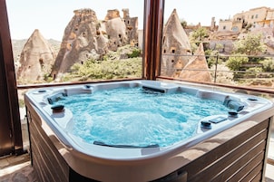 Suite with Hot Tub | Vista do quarto