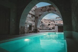 Semi Open Pool Suite | Piscina privativa