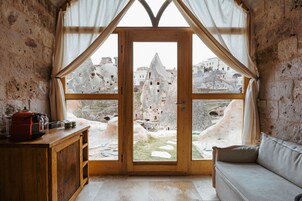 Junior Suite with View | Interior