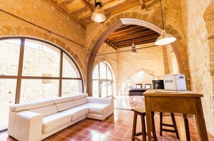 Suite El Tinell | 4 quartos, cofres nos quartos, individualmente decorados