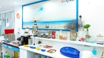 Café da manhã feito na hora todos os dias (THB 100 por pessoa)