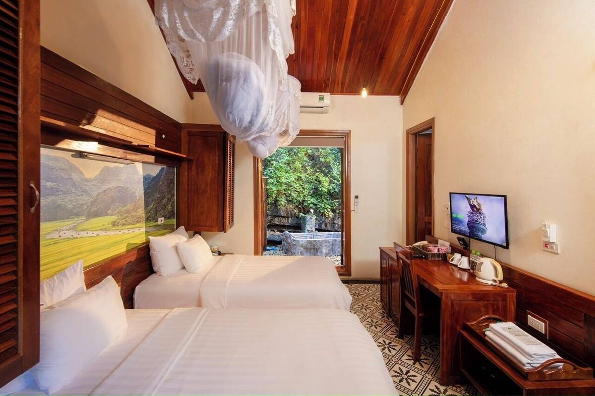 Quarto duplo luxo | Frigobar, cofres nos quartos, escrivaninha, quartos à prova de som