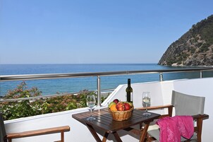 Quartos à prova de som, berços grátis, Wi-Fi de cortesia