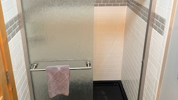 Estúdio Comfort, 1 cama king-size, lareira | Duche na casa de banho