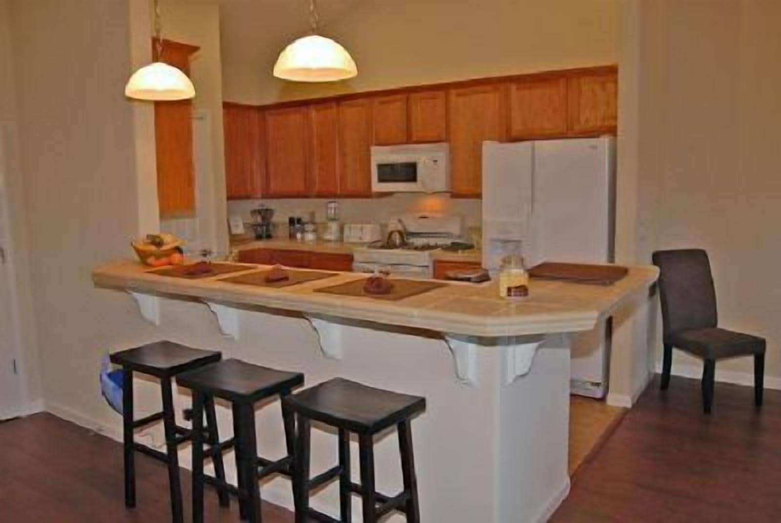 Casa, 2 quartos | Cozinha privada | Geladeira grande, micro-ondas, cooktop, lava-louças