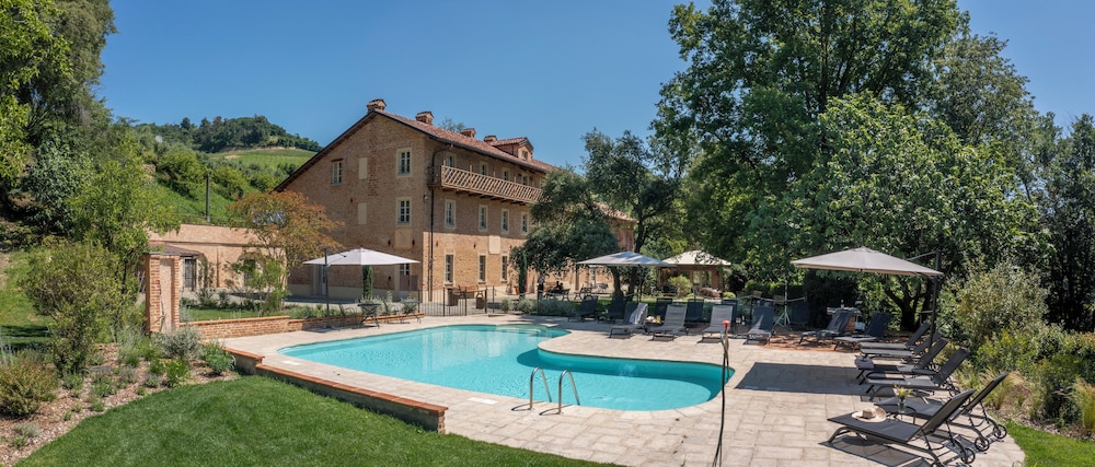 Agriturismo Le Querce Del Vareglio - Piedmont