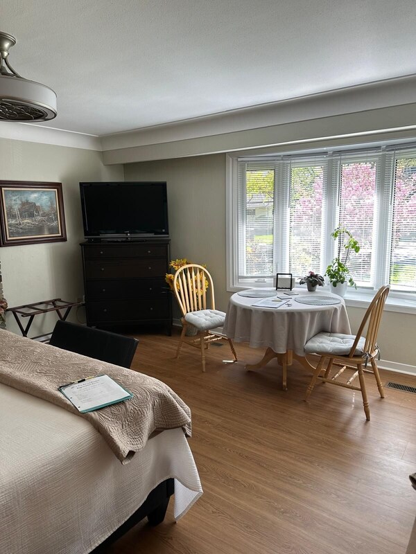 627 On King Bed And Breakfast - Niagara-on-the-Lake