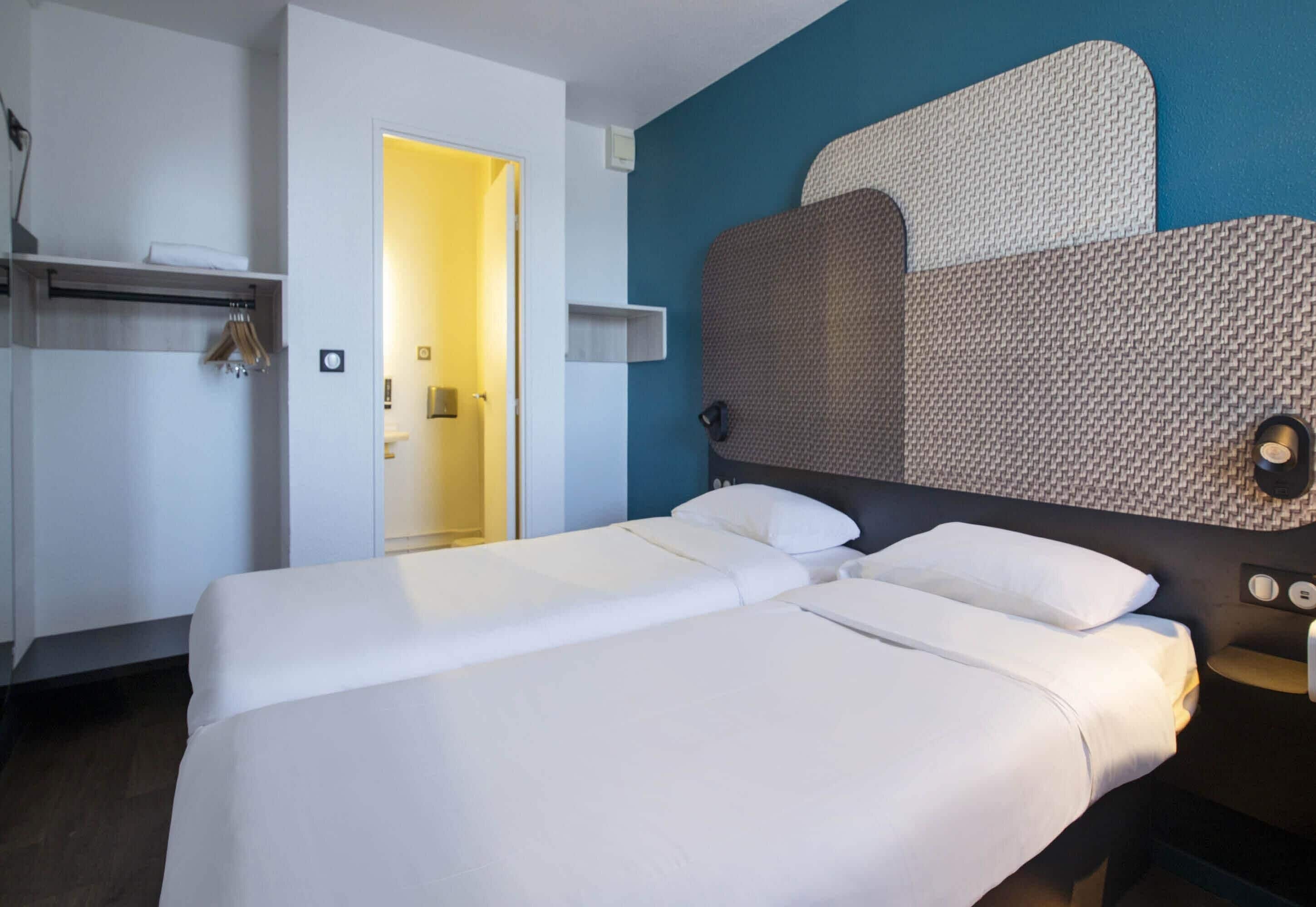 Quarto duplo, para não fumantes | Roupas de cama premium, escrivaninha, quartos à prova de som