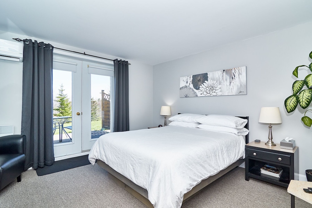 Auberge Aux Deux Pères - Magog