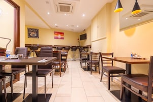 Café da manhã continental grátis todos os dias