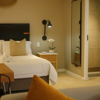 Roupas de cama premium, cofres nos quartos