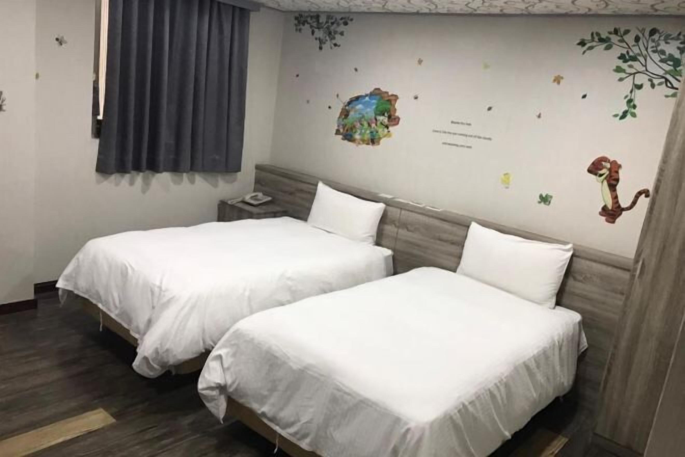 Roupas de cama antialérgicas, edredons de pluma, escrivaninha