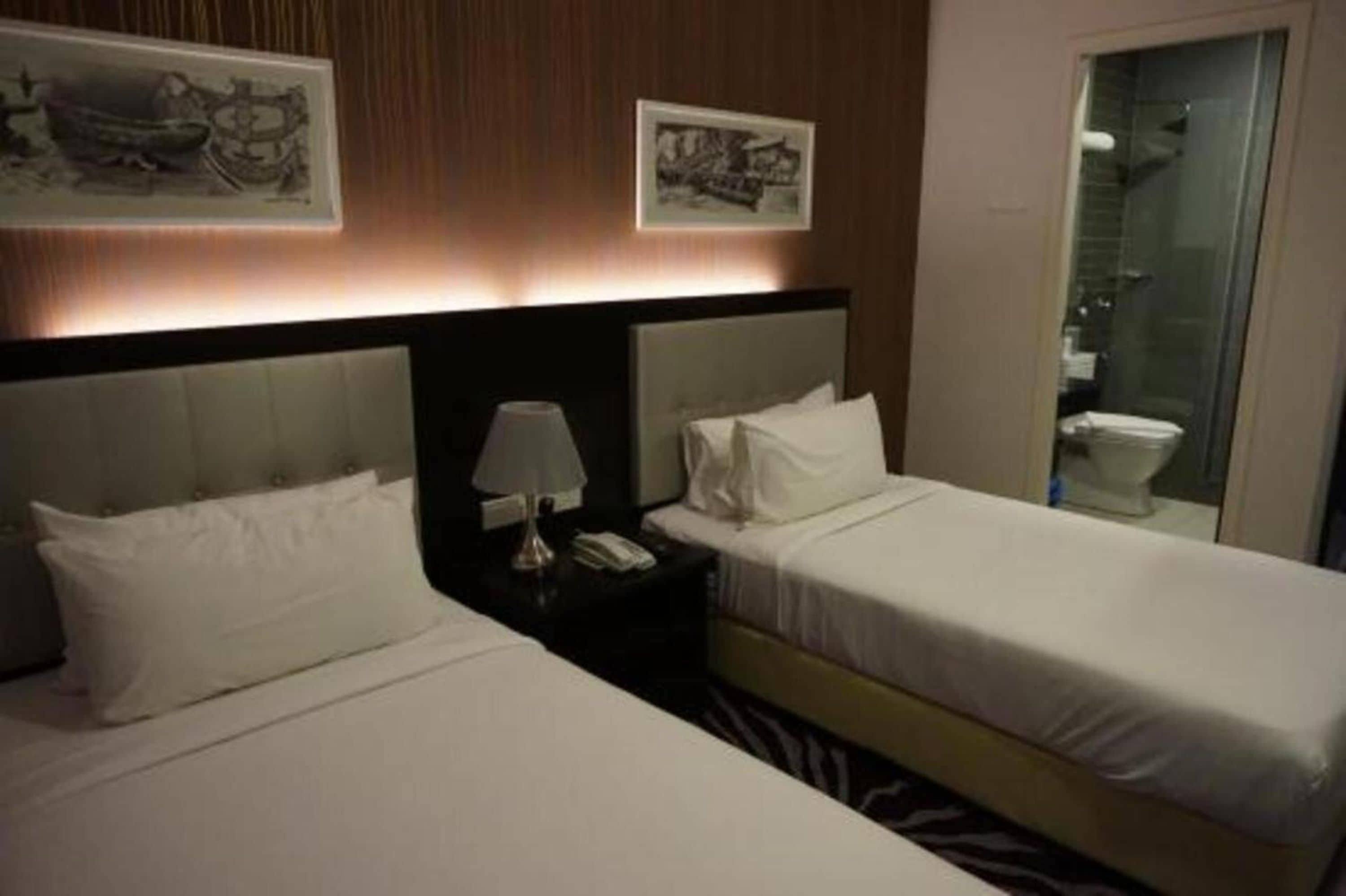 Quarto duplo superior | 1 quarto, cofres nos quartos, escrivaninha, Wi-Fi de cortesia