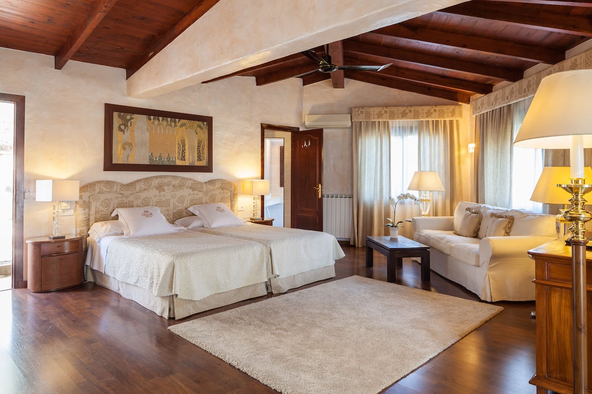 Suíte, vista para o mar | 1 quarto, cofres nos quartos, berços grátis