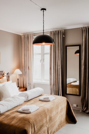 Suite, varanda | Wi-fi grátis, roupa de cama fornecida 