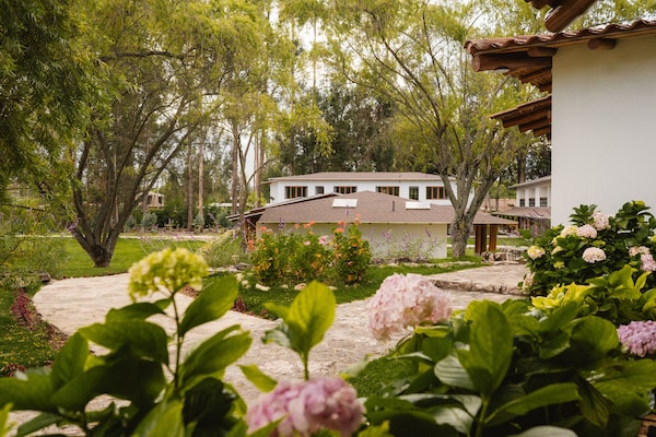 Ensenada Hotel Y Campo Hotel Asociado Casa Andina - Cajamarca
