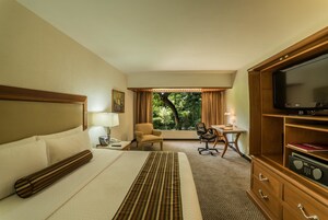 Quarto, 1 cama King, para não fumantes, acesso ao Club Lounge | Vista do quarto