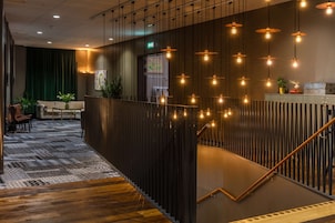 Bar de coquetéis, ao ar livre, aberto todos os dias