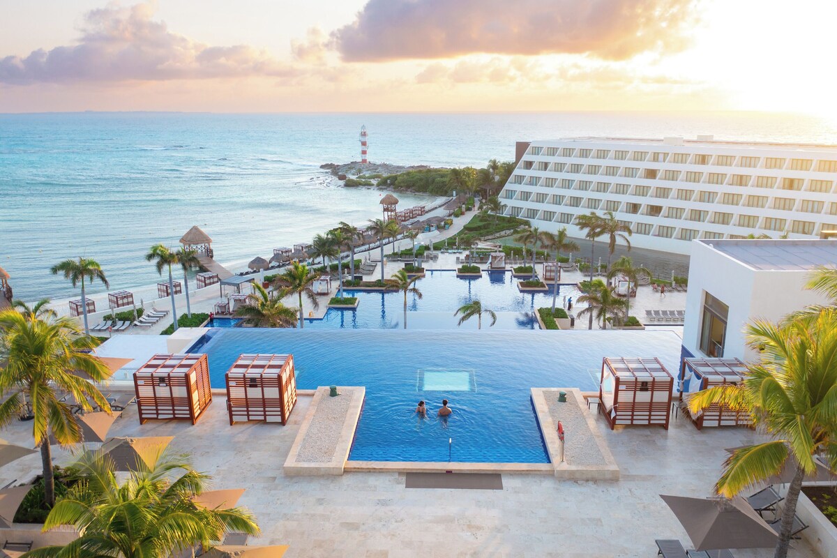 Hyatt Ziva Cancun All Inclusive Reviews, Deals & Photos 2026 - Expedia ...