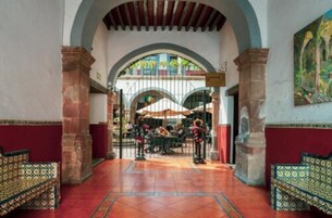 Entrada (vista interior)