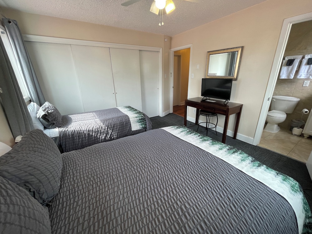 Arctic Fox Inn - Alaska