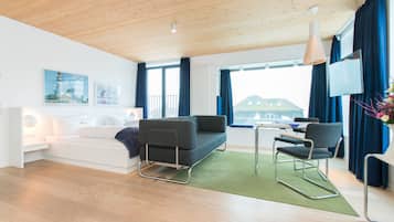 Penthouse, 1 cama king-size | Cofre no quarto, secretária, ferro/tábua de engomar, camas desdobráveis