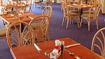 Café da manhã, almoço e jantar; culinária africana