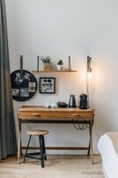 Quarto quádruplo família, 1 quarto | Cofres nos quartos, individualmente decorados