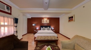 Roupas de cama premium, cofres nos quartos, individualmente decorados