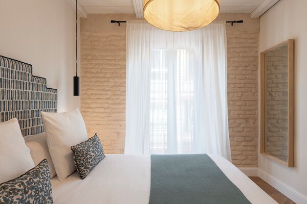 Magno Apartments Santa Bárbara - Seville