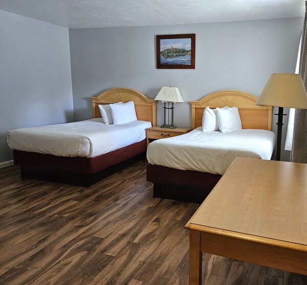 Capt.'s Inn & Suites - Alexandria Bay, NY