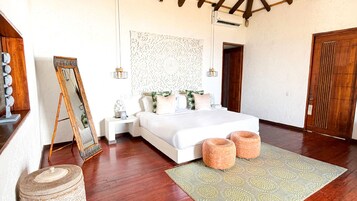 Quarto Duplo Standard | Roupa de cama fornecida 