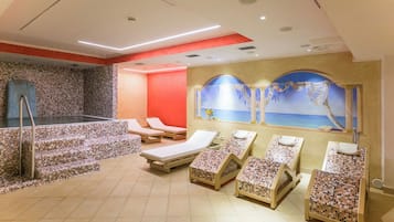 Sauna seca, banheira de hidromassagem, sauna a vapor, banho turco/hammam