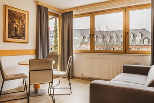 Apartamento, 1 quarto, sacada, vista para a montanha (Kitchen - 2  to 4 People) | Vista do quarto
