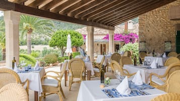 Jantares servidos, cozinha mediterrânica